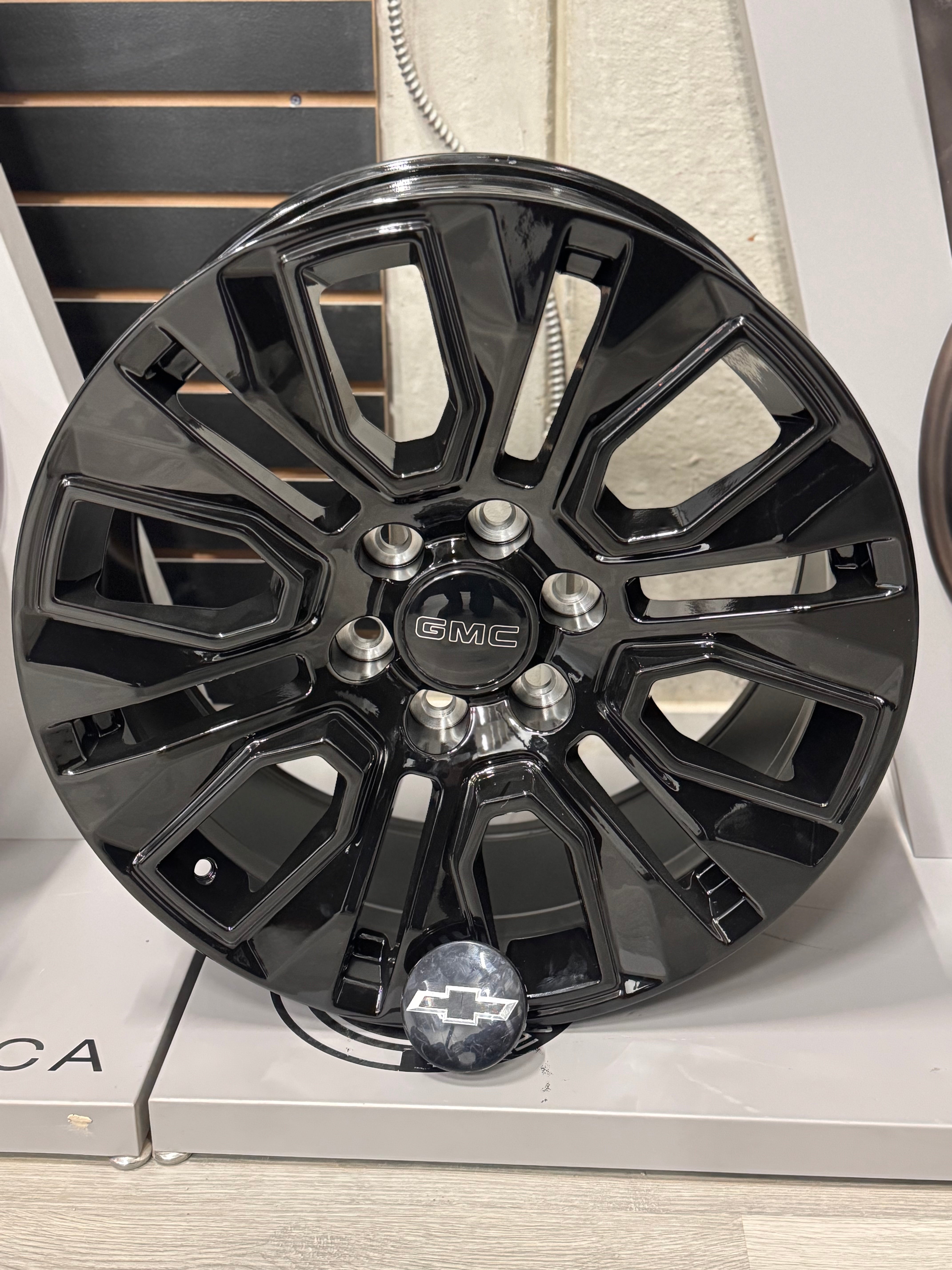 GMC/CHEVY 1500 OEM REPS R232 GLOSS BLACK | 20X9 6X139.7 +24 – APEX RIM ...