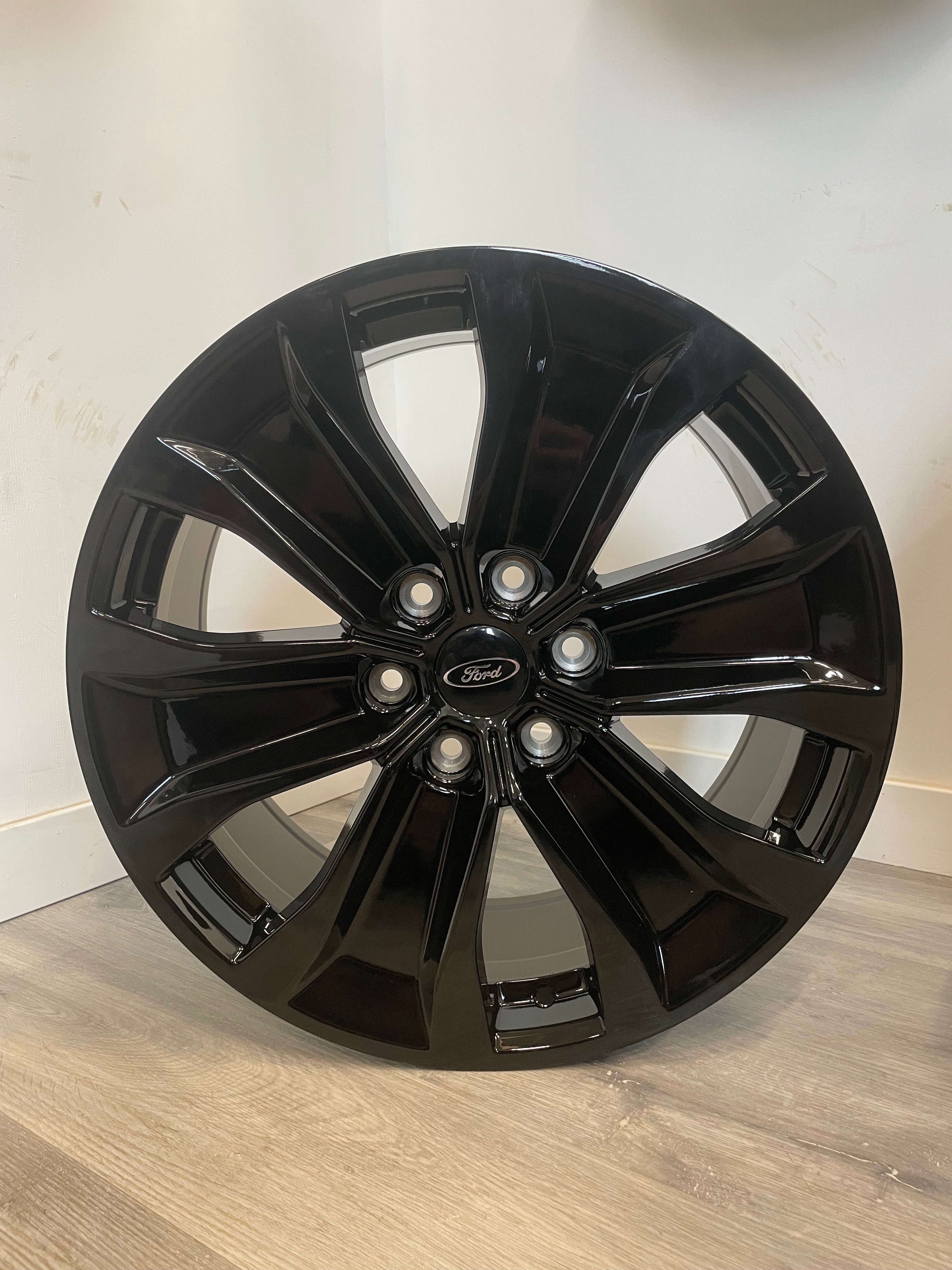 R250 F150 LARIAT OEM REPS GLOSS BLACK 20X8.5 +44 6X135MM 87.1MM – APEX ...
